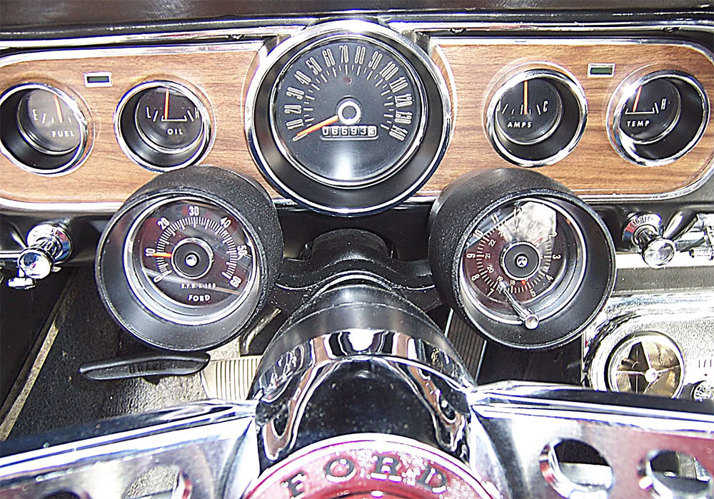 Ford Mustang Data Plate: What Is It and What Can It Tell You?