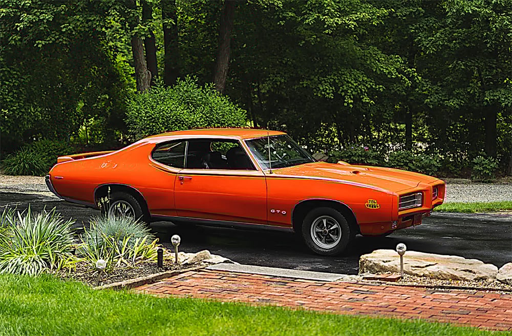 The Top 10 Pony Car and Muscle Car Coke Bottle Designs of All Time