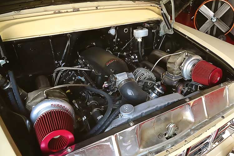 Video: 1000hp Twin-Turbo '55 Chevy Truck