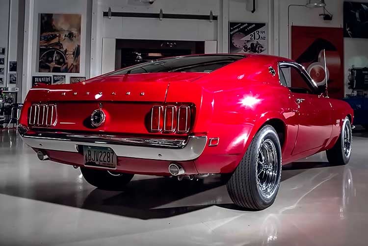Video: Jay Leno Drives a 1969 Mustang Boss 429