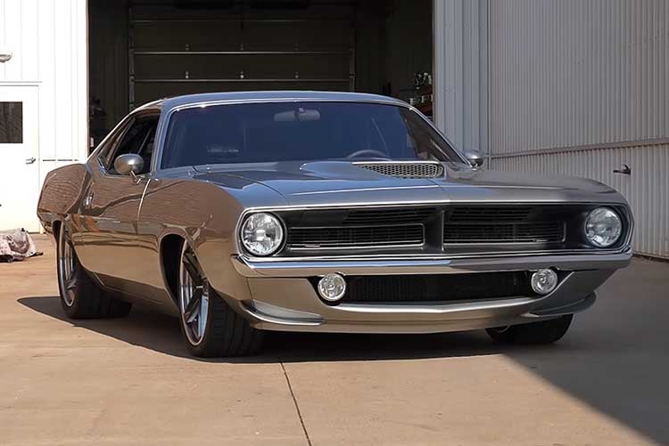 Video: Joe Rogan's 750hp 1970 Cuda
