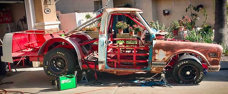 Video: RaceRods' NASCAR C10 Blends Classic Chevy Style with a Race ...