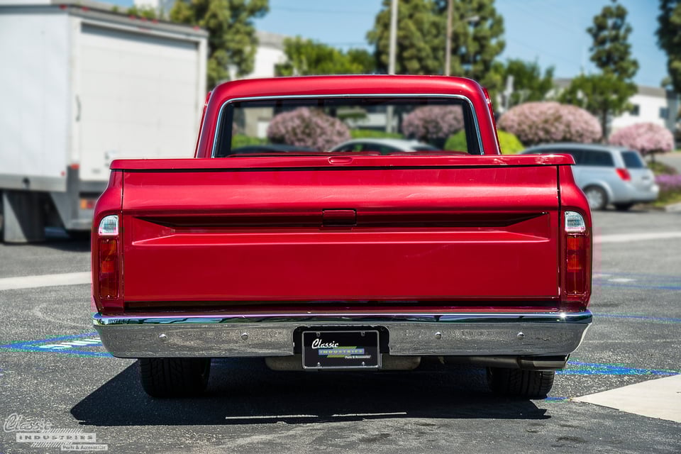 1971 GMC Pickup - Candy Red Restomod
