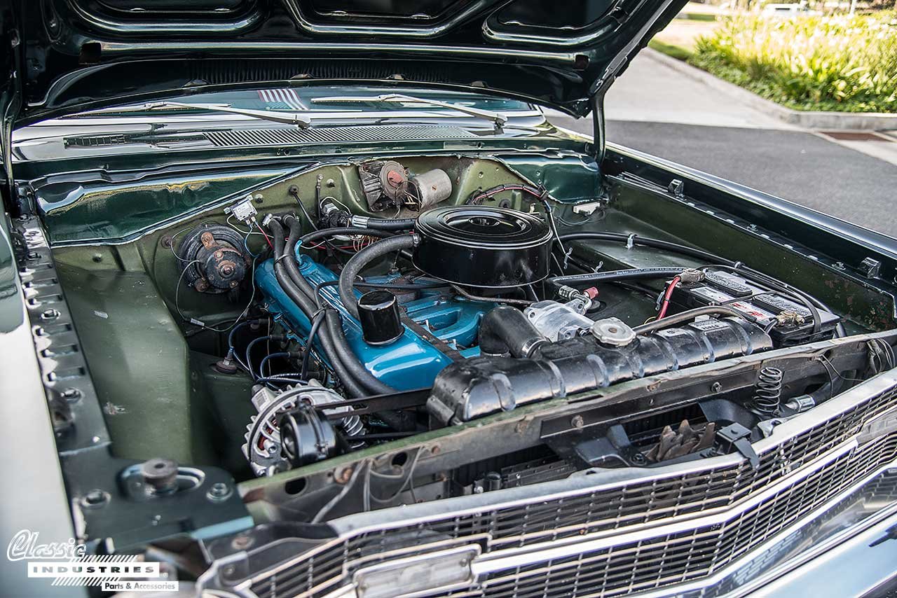 Classic Mopar Engines: Slant Six, Small Block, Big Block, and 426 Hemi
